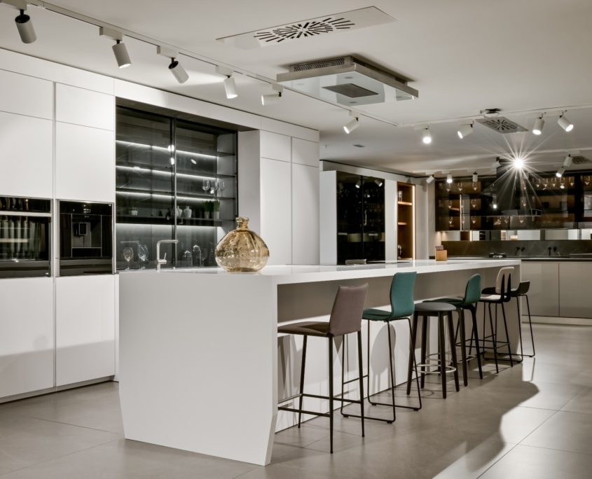 Discesur | Venta de Cerámica, Equipamiento Baño, Cocinas, Suelos de ...